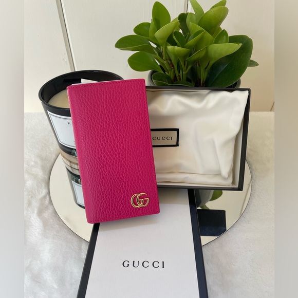 Gucci | Accessories | Gucci Iphone 78 Leather Wallet Hot Pink | Poshmark
